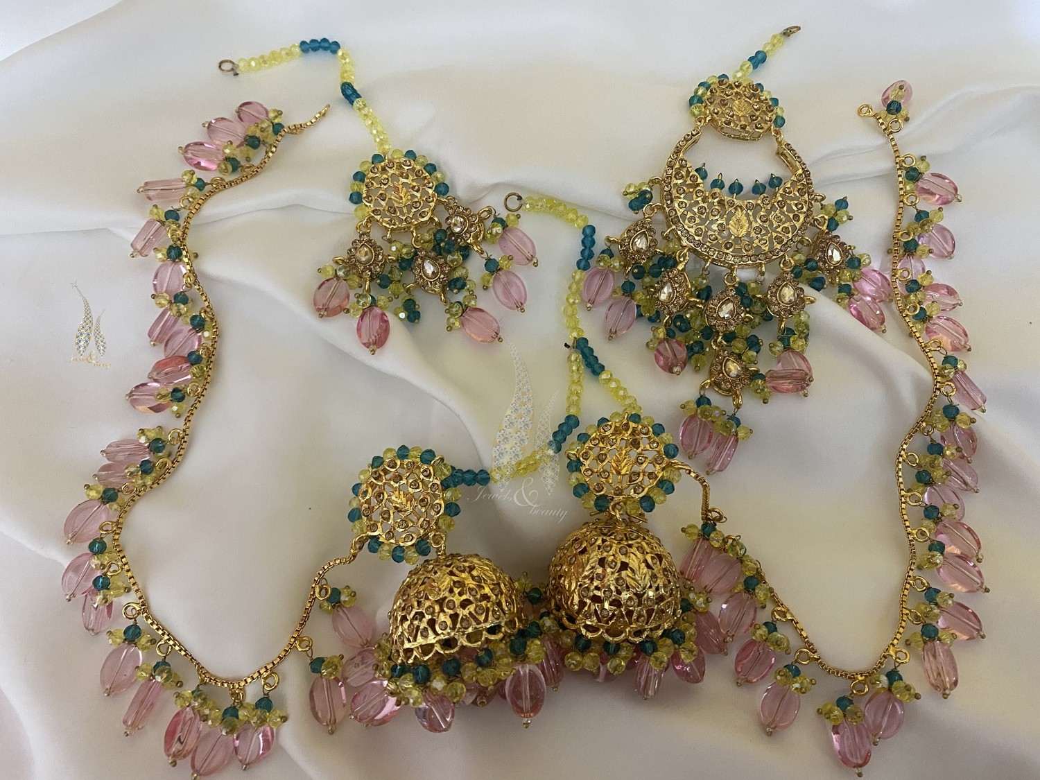 AFREEN Collection – Tulip